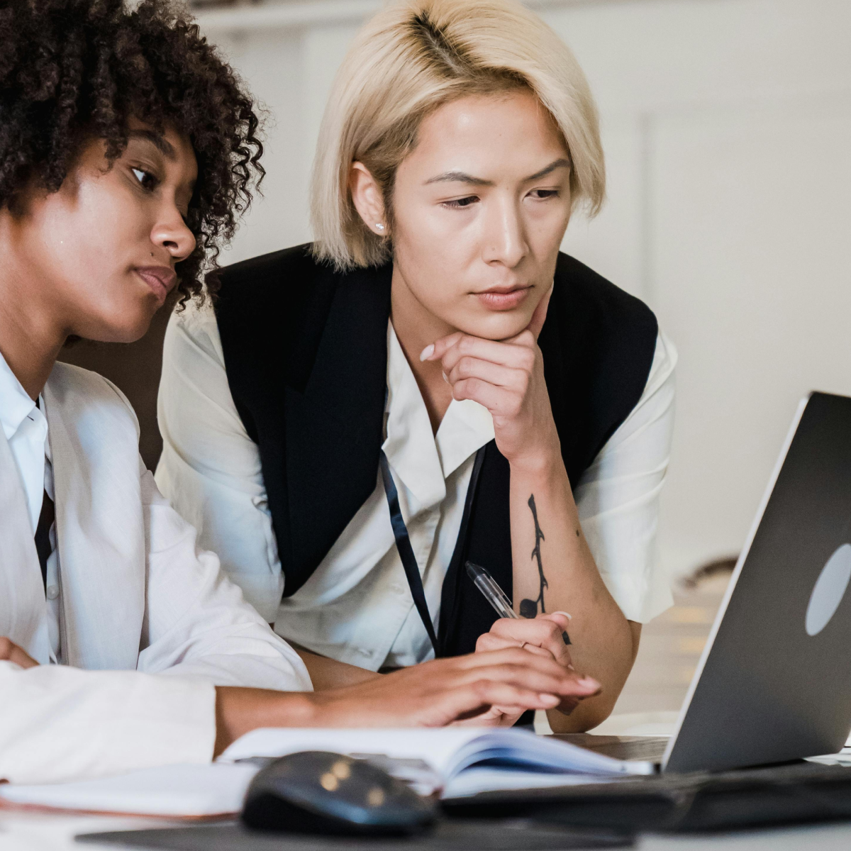 Flutter vs. SwiftUI: Similarities and Differences